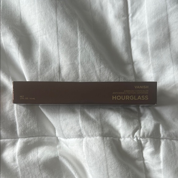 Hourglass | Makeup | Hourglass Vanish Concealer In Brown Packaging ...